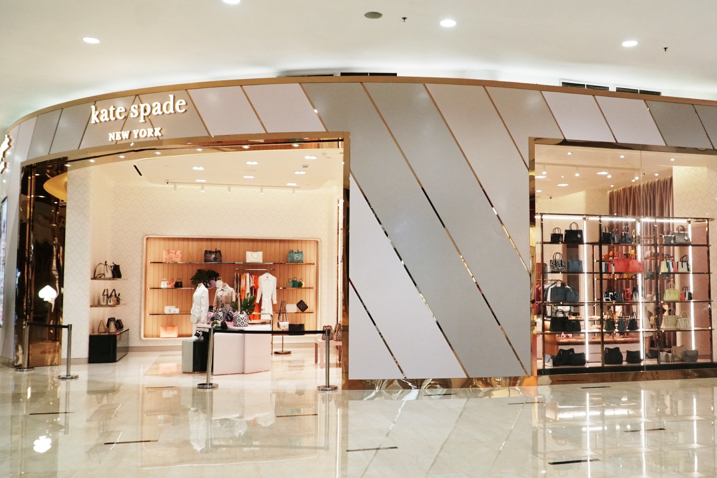 View Magazines Journal | Senayan City